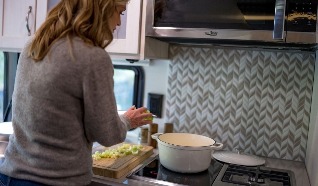 Cooking in Your RV is Easier Than You Think - AIM Club